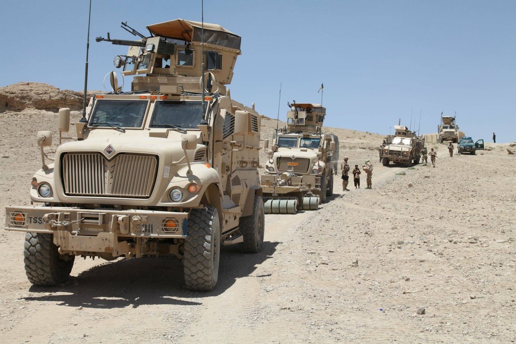 MRAP-ul de la defilare, USMC?! - Romania Military
