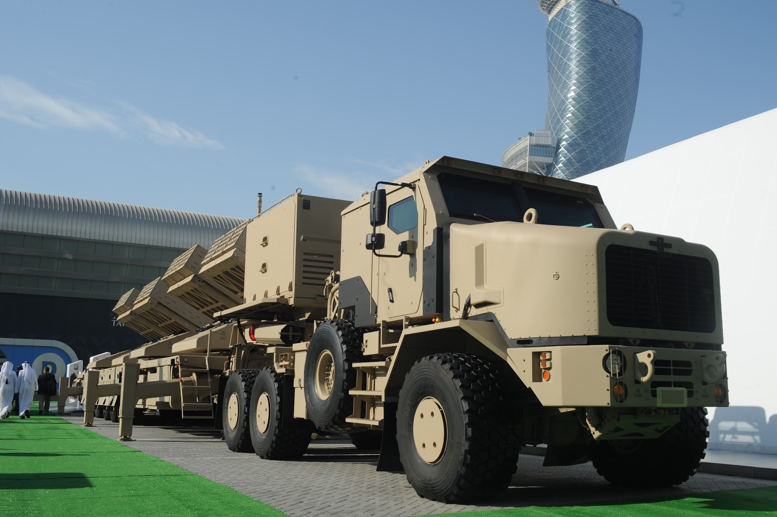 The JDS Multiple Cradle Launcher - Taifunul emiratelor in actiune ...