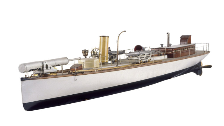 HMS LIGHTNING - Romania Military