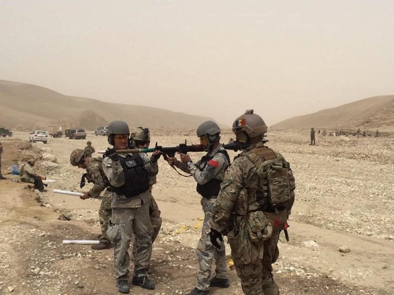 FOS. La Multi Ani! - Romania Military