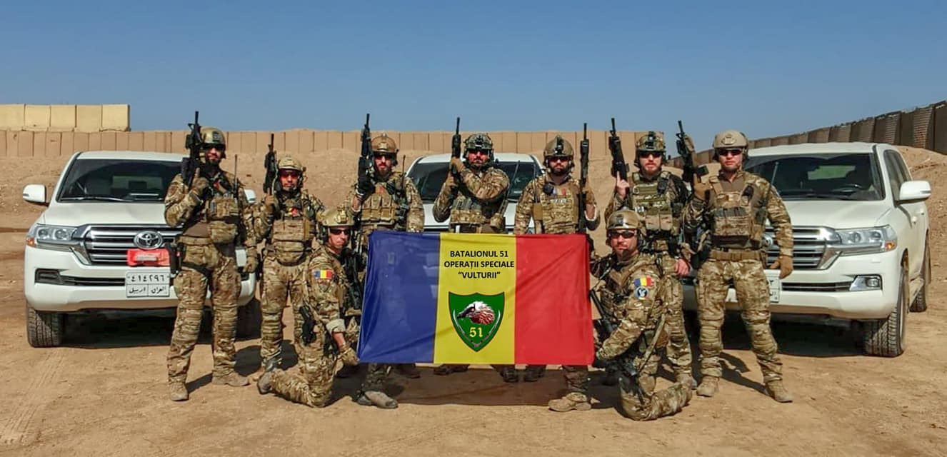 FOS. La Multi Ani! - Romania Military