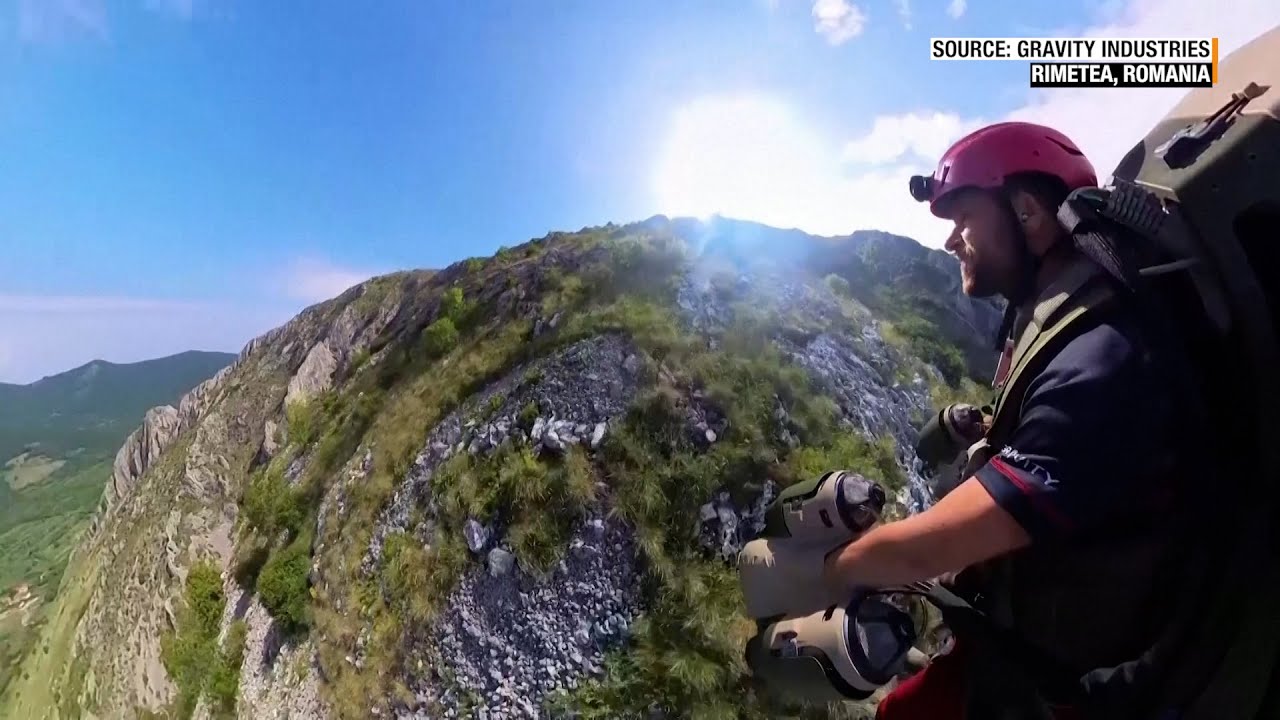 Romania - paramedici cu jet pack/ jet suit - Romania Military