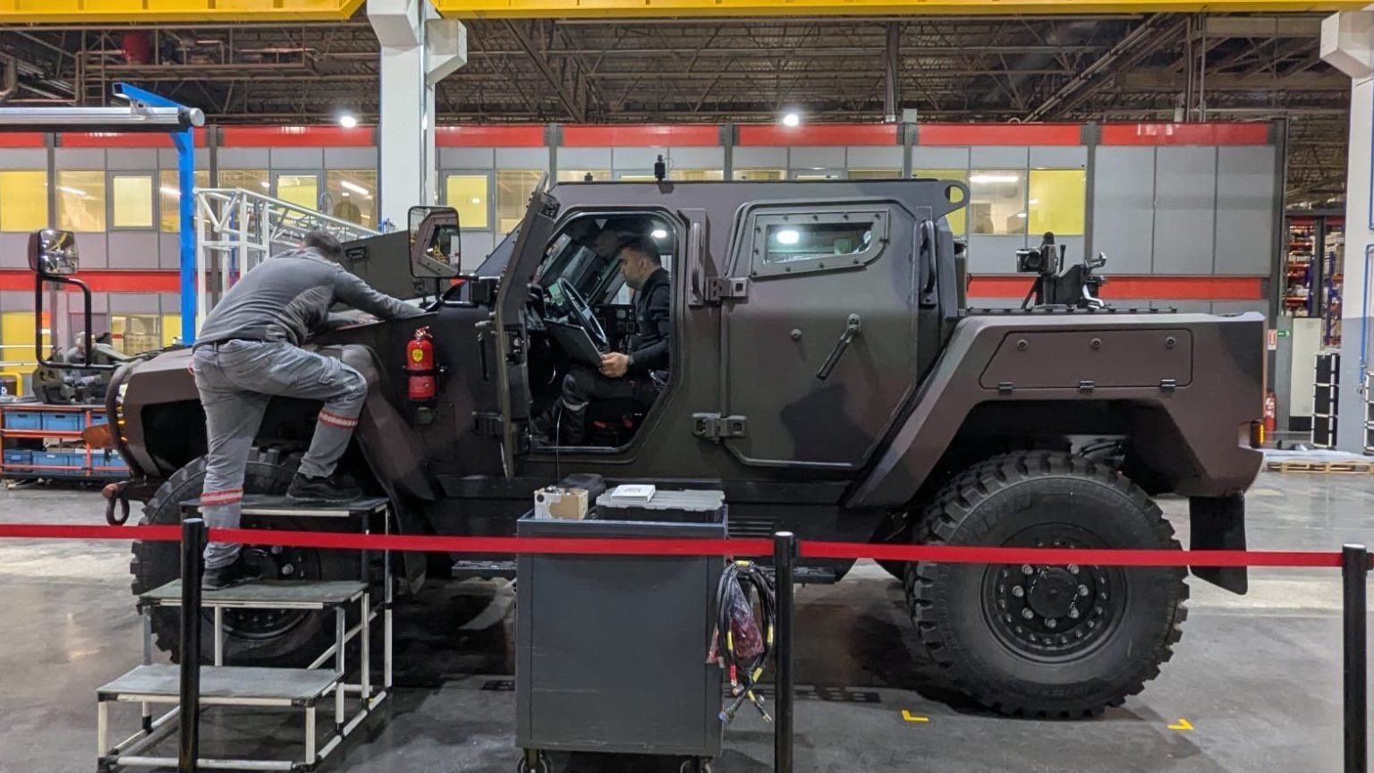 Vehicule blindate Otokar Cobra II care vor fi produse în România ...